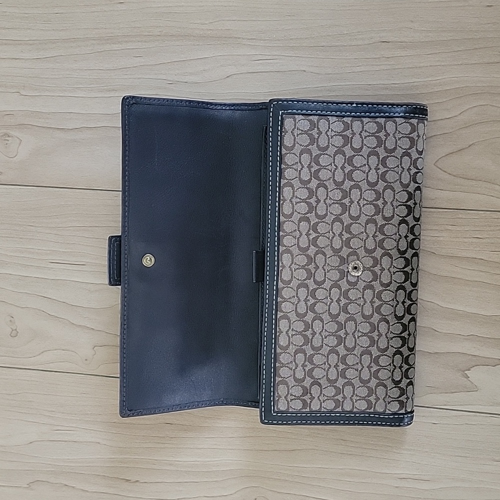 Coach Signature Soho Buckle Brown Checkbook Logo Wall… - Gem